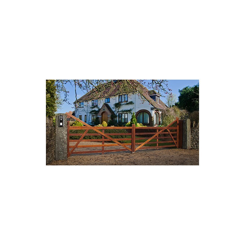 Estate 5 Bar driveway gates - Made in Britain