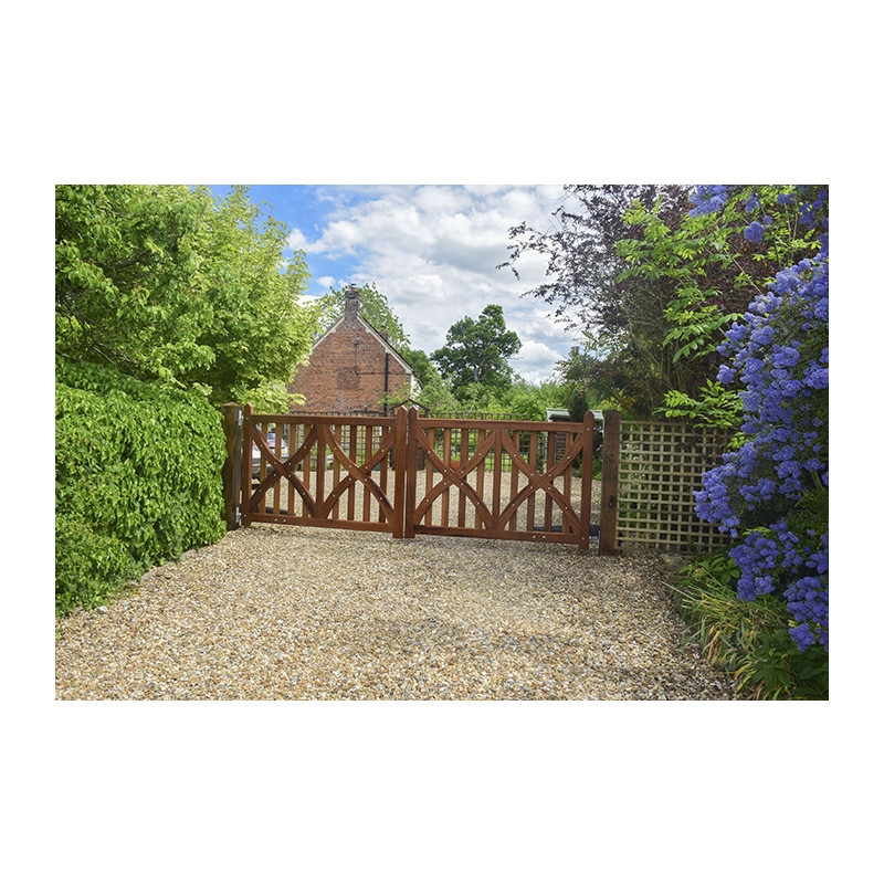 Jubilee Driveway Gates - Made in Britain